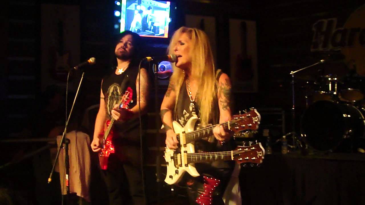 Lita Ford - "Close My Eyes Forever" with Patrick Kennison - YouTube
