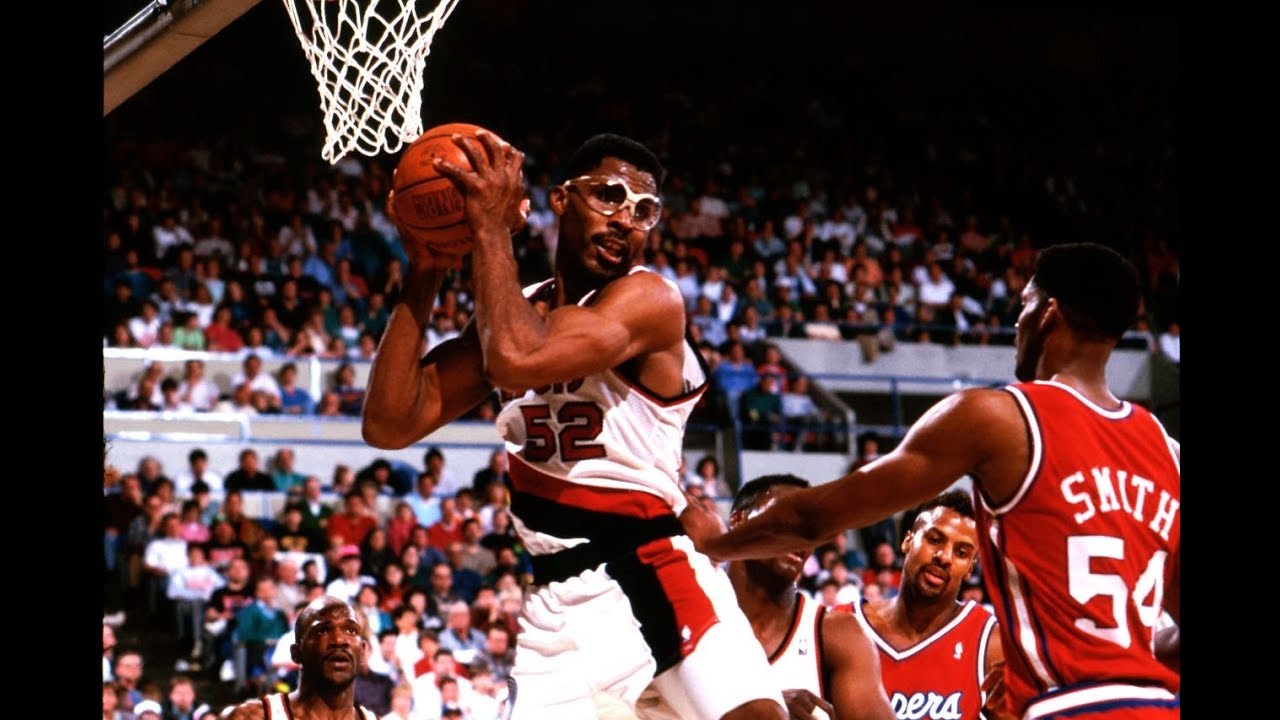 Buck Williams - The Buck stops Here! - YouTube