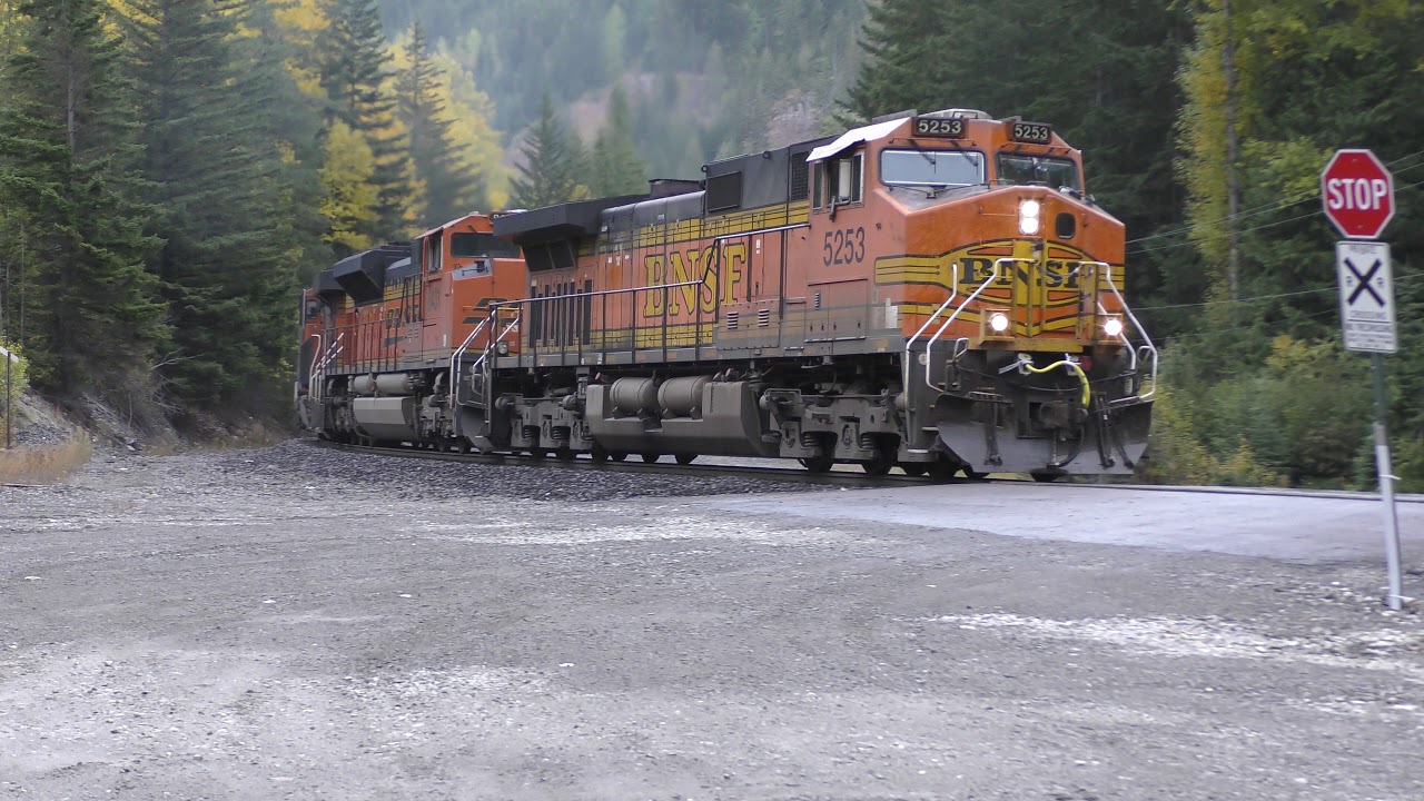 BNSF Rain comes down on this 6 header about to enter Cascade Tunnel of ...