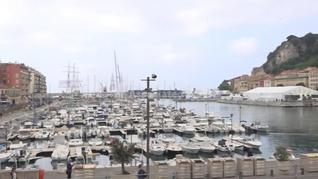 Activists call for world leaders to unite as UN Ocean summit gets ...