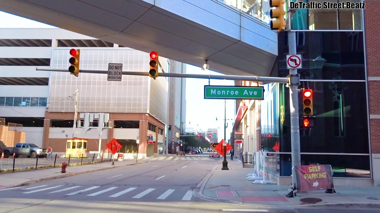 Traffic Lights & Flashing Crosswalk Signals Downtown Detroit | St ...