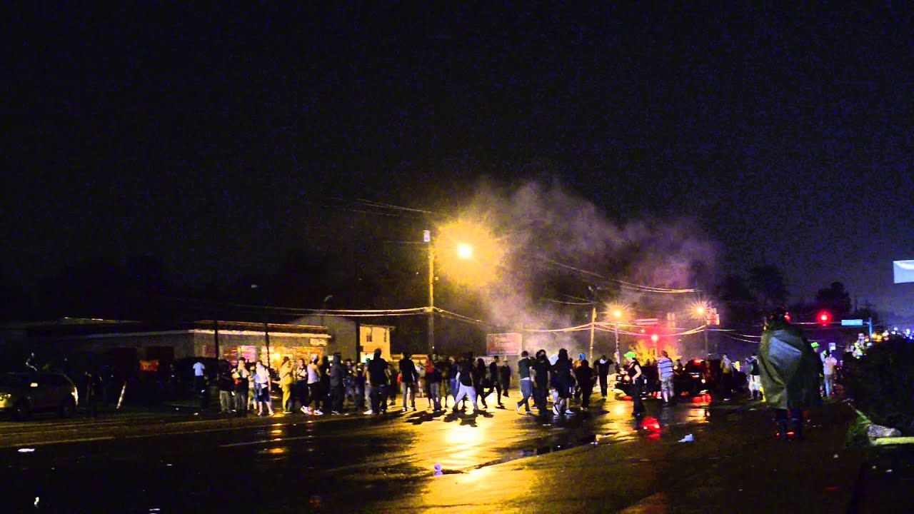 Ferguson Riot - YouTube
