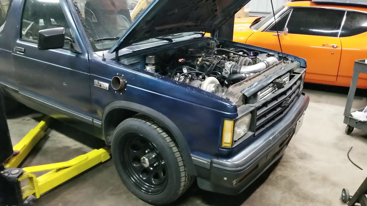 Single turbo 86 s10 blazer - YouTube