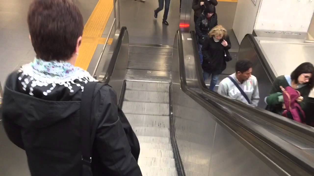 Estación Metro Jonio - Roma - YouTube