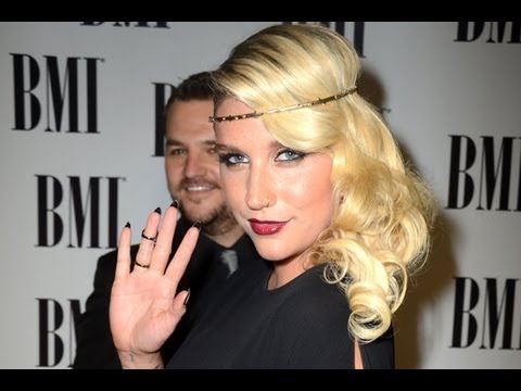 Kesha Turns Author Writing Memoir Book - YouTube