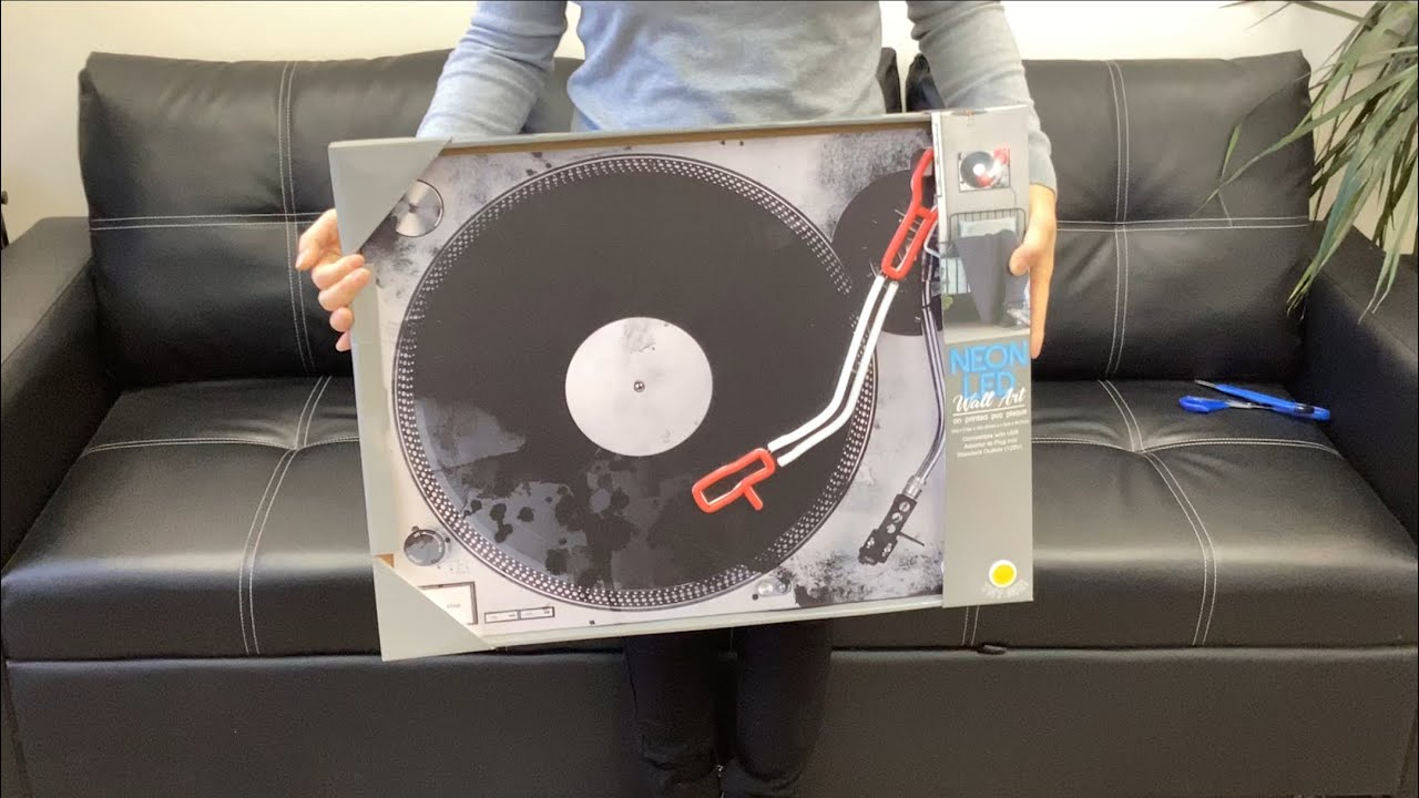 NEON LED WALL ART - RECORD PLAYER LARGE #45615-6 - YouTube
