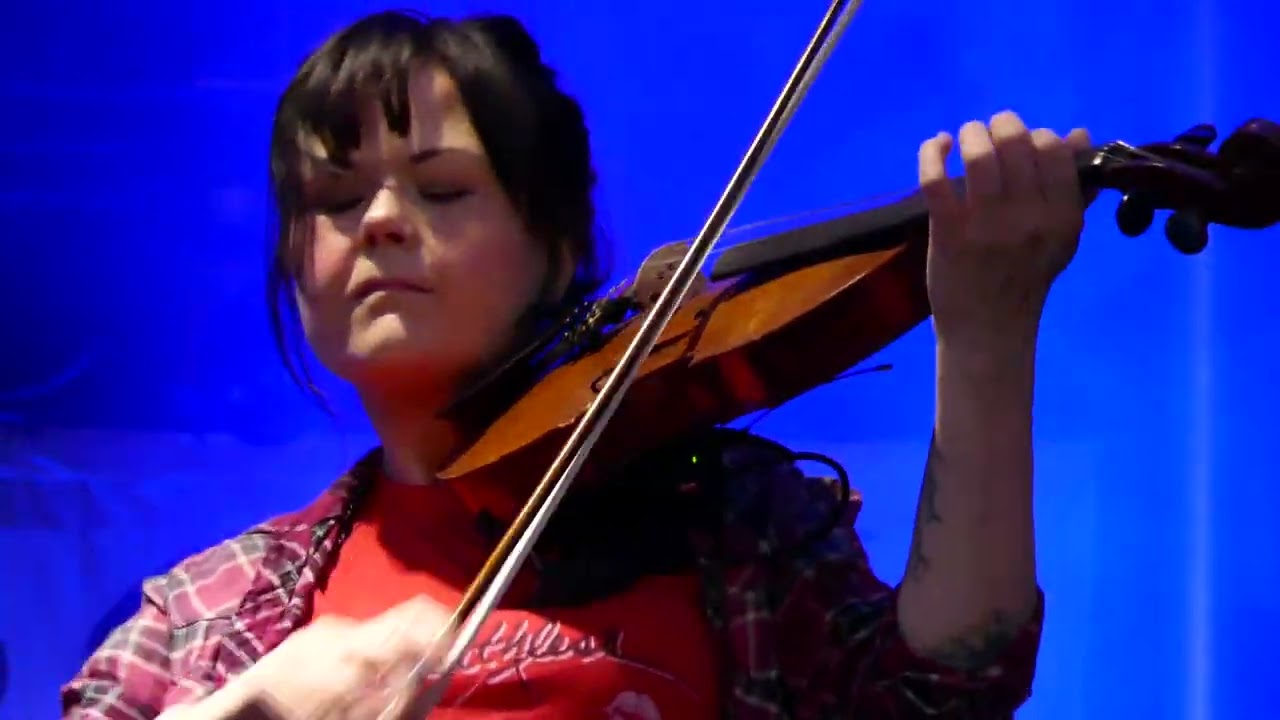 The Avett Brothers - Tania Elizabeth Solo - 05/29/22 - Champlain Valley ...