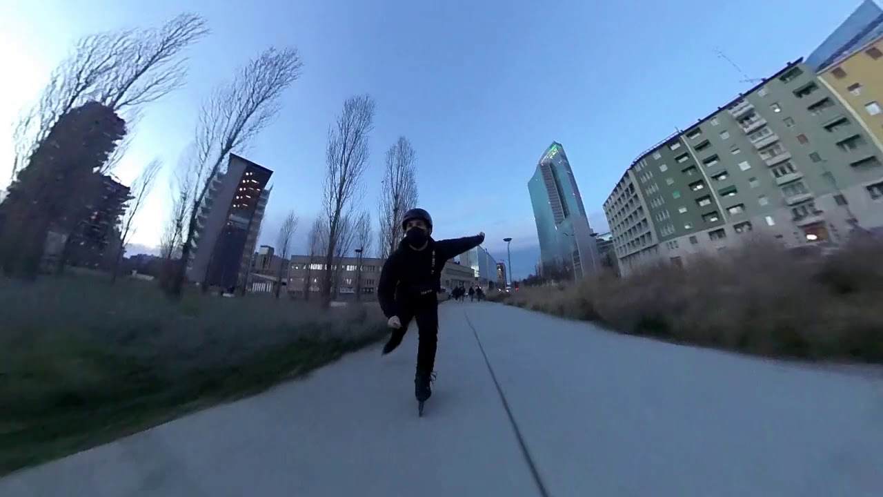 Roller skating in Milan - YouTube
