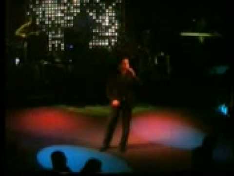 ΘΑΝΑΣΗΣ ΑΡΓΥΡΟΣ ΔΕΝ ΕΙΣΑΙ ΕΝΤΑΞΕΙ - YouTube