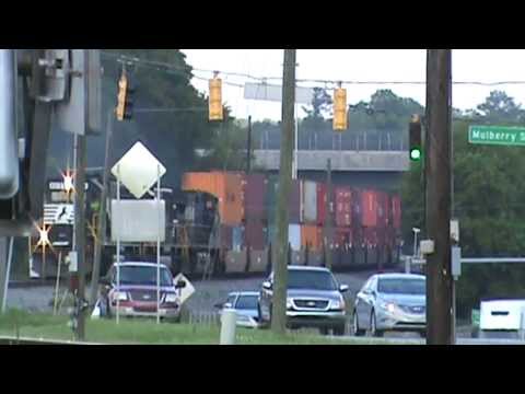 NS 6613 leads NS Train 22Q in Austell, GA - YouTube
