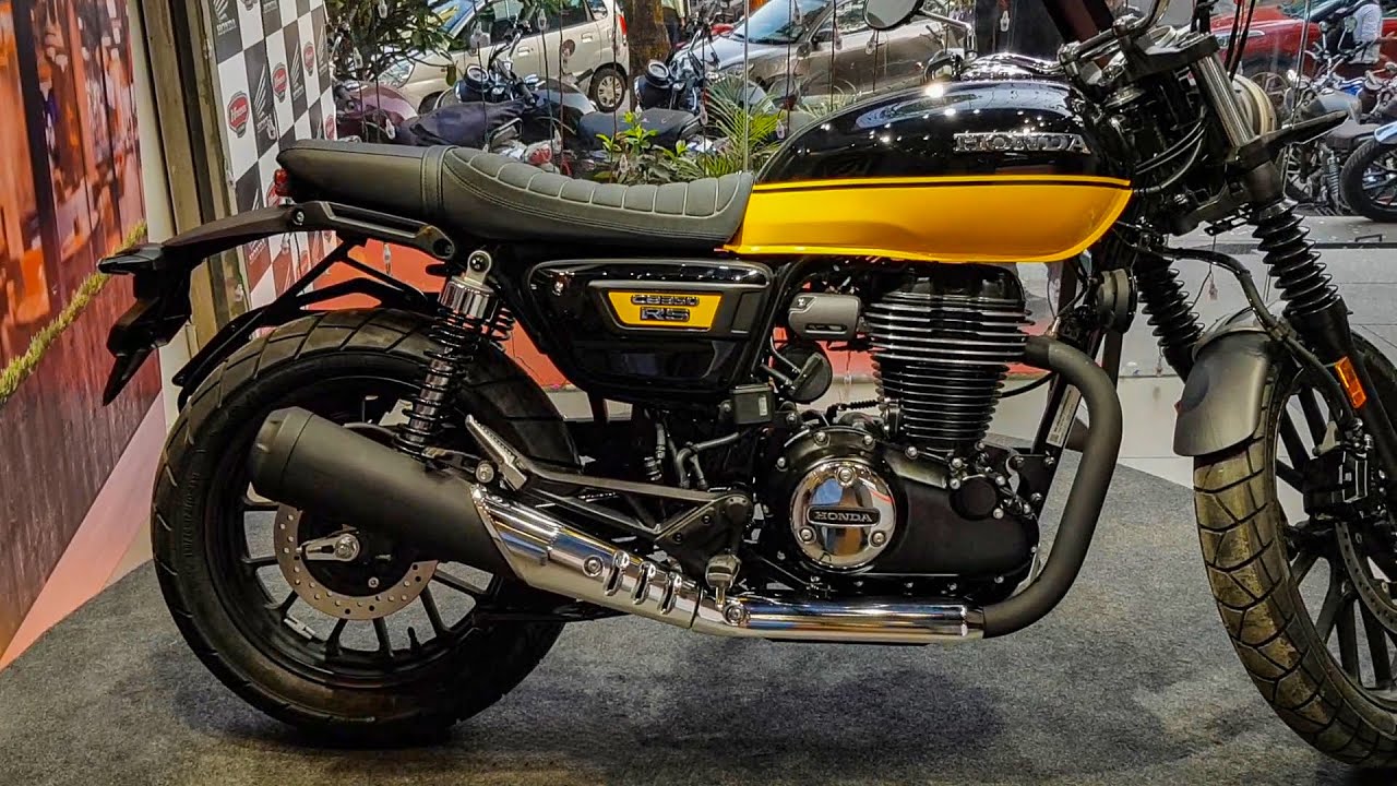 Honda CB350 RS Black with Pearl Sports Yellow | Walkaround | SpeedyLio ...