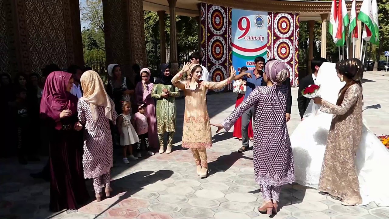 Tajik Wedding Ceremony with Musicians playing the Karnay, a Traditional ...