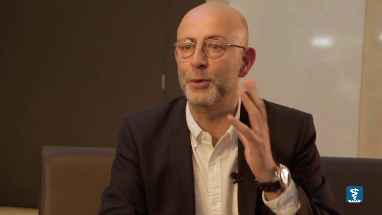 La Sophrologie pour « mieux-être » au travail - YouTube
