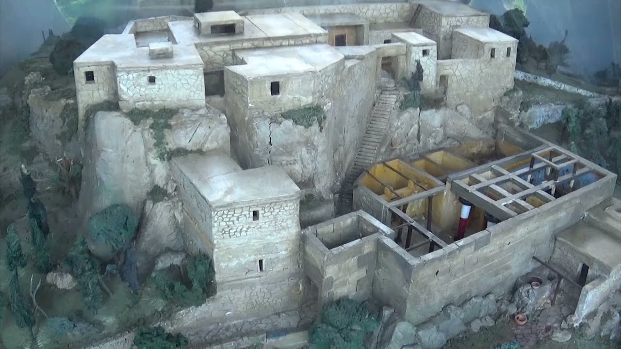 Το Παλάτι του Οδυσσέα στην Ιθάκη ρημάζει από την κρατική αδιαφορία ...