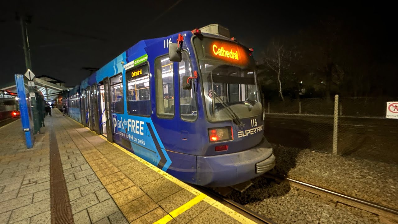 Supertram 116 leaving Meadowhall interchange - YouTube