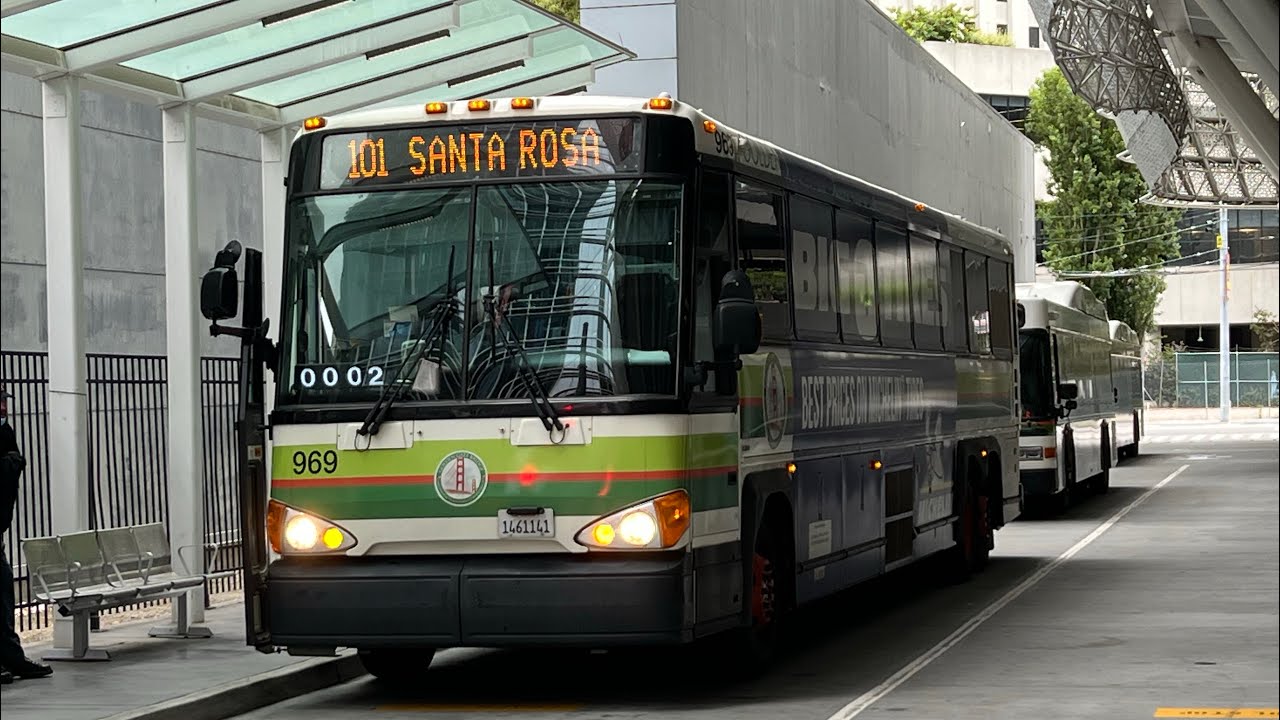 Golden Gate Transit 2014 MCI D4500CT 969 on route 101 - YouTube