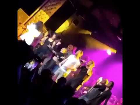 Her Yerde Sen oyuncuları Zeynep Bastık’ın Konserine giderek herkese sürpriz yaptı.