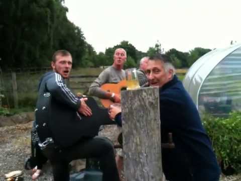 "Daydream Believer" performed at the "Three Cats Cider Social", July ...
