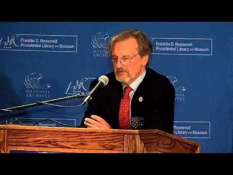 FDR Libraary presents Nigel Hamilton- The Mantle of Command52214 - YouTube