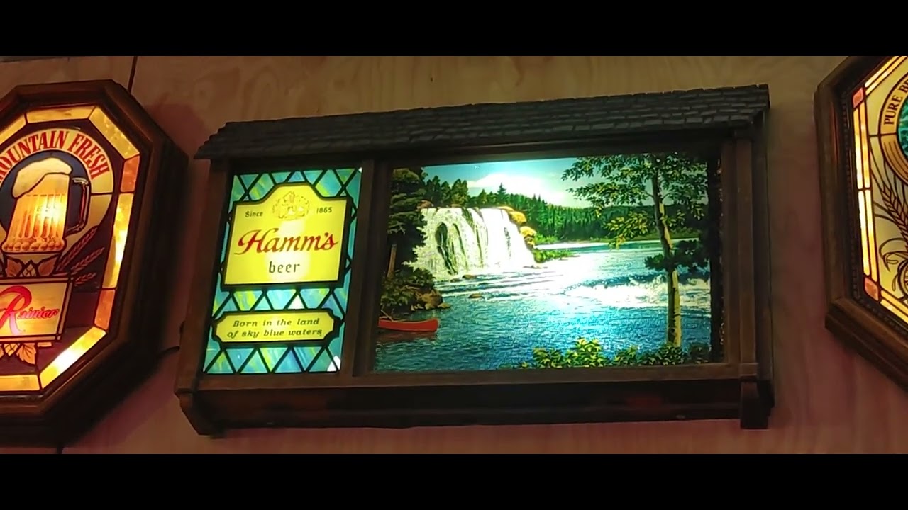 Scrolling Hamm's beer sign - YouTube