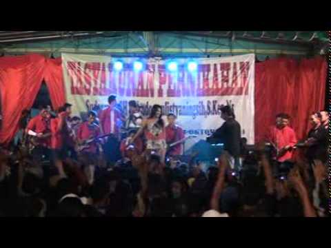 Hot koplo Munaroh nanik kusuma