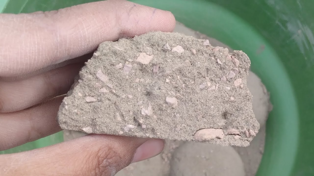 gritty sand small shapes dry crumbling ☺new texture crumbling ...