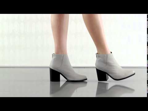Leo Boot in Dove Grey Sol Sana