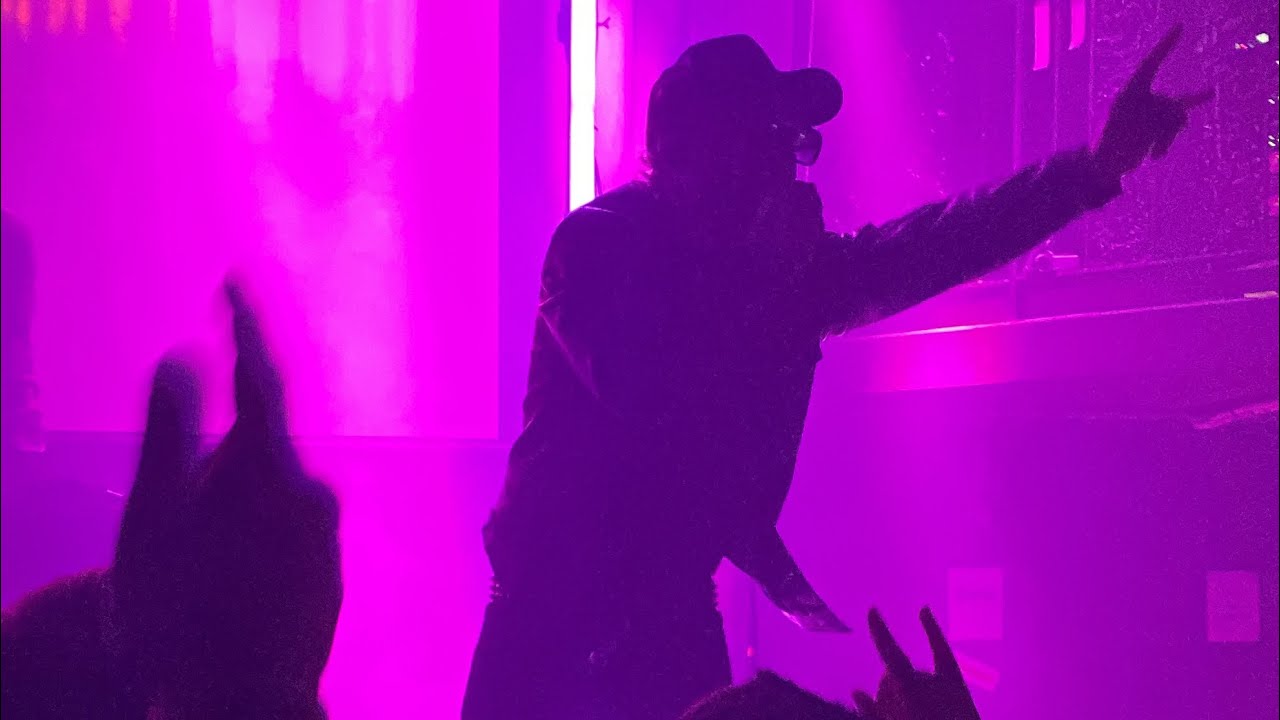 @Darci performing On My Own in ATL where the crowd stole the show ...