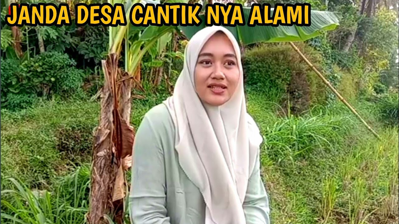 Terpesona !! Jumpa Neng Mela Janda Desa Cantik, Saat Jalan Jalan Di Sawah - YouTube