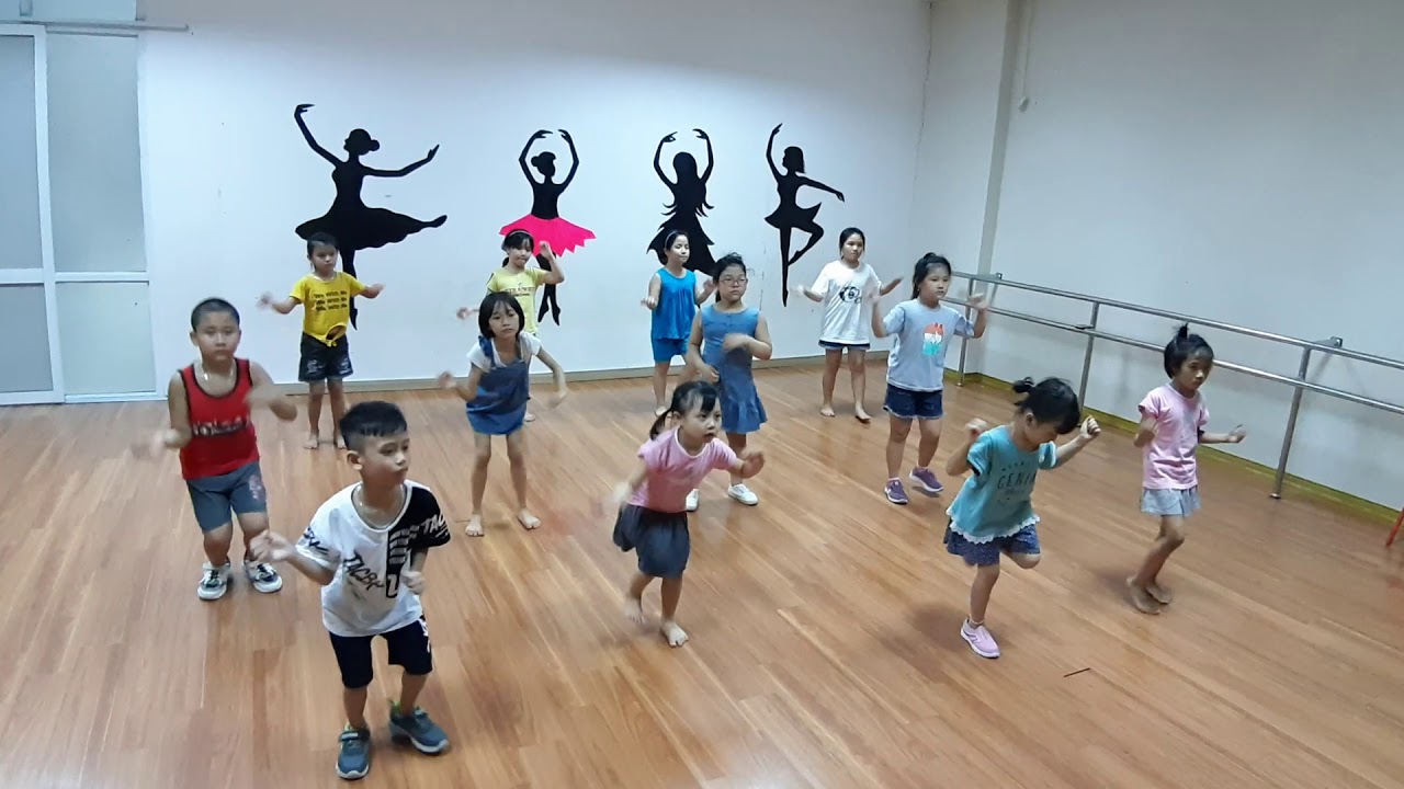 Dance Kids - Uptown Funk - YouTube