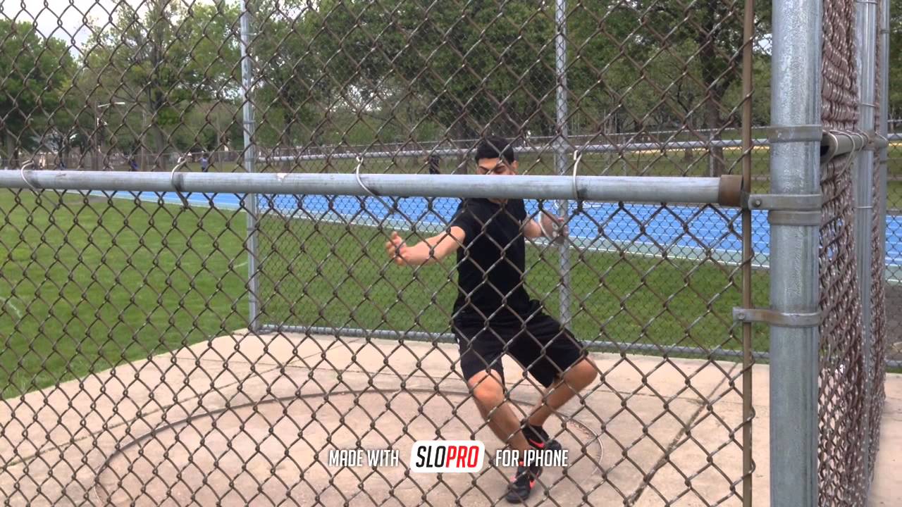 Discus throw form check 140' - YouTube