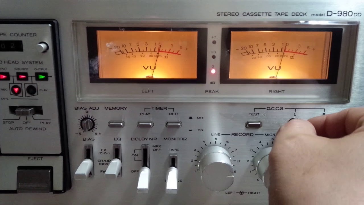 Hitachi LO-D D-980DD đt 0966427463 - YouTube