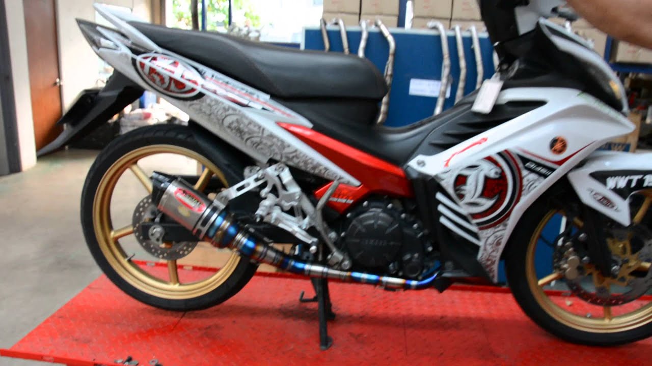 AHM exhaust with Yamaha LC5s TITANIUM SPR - YouTube