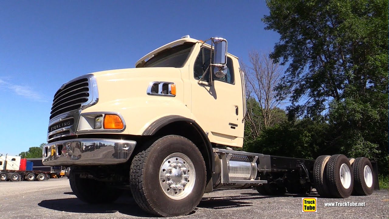 2009 Sterling LT9500 Truck - Walkaround Exterior Tour - Centre Camion ...