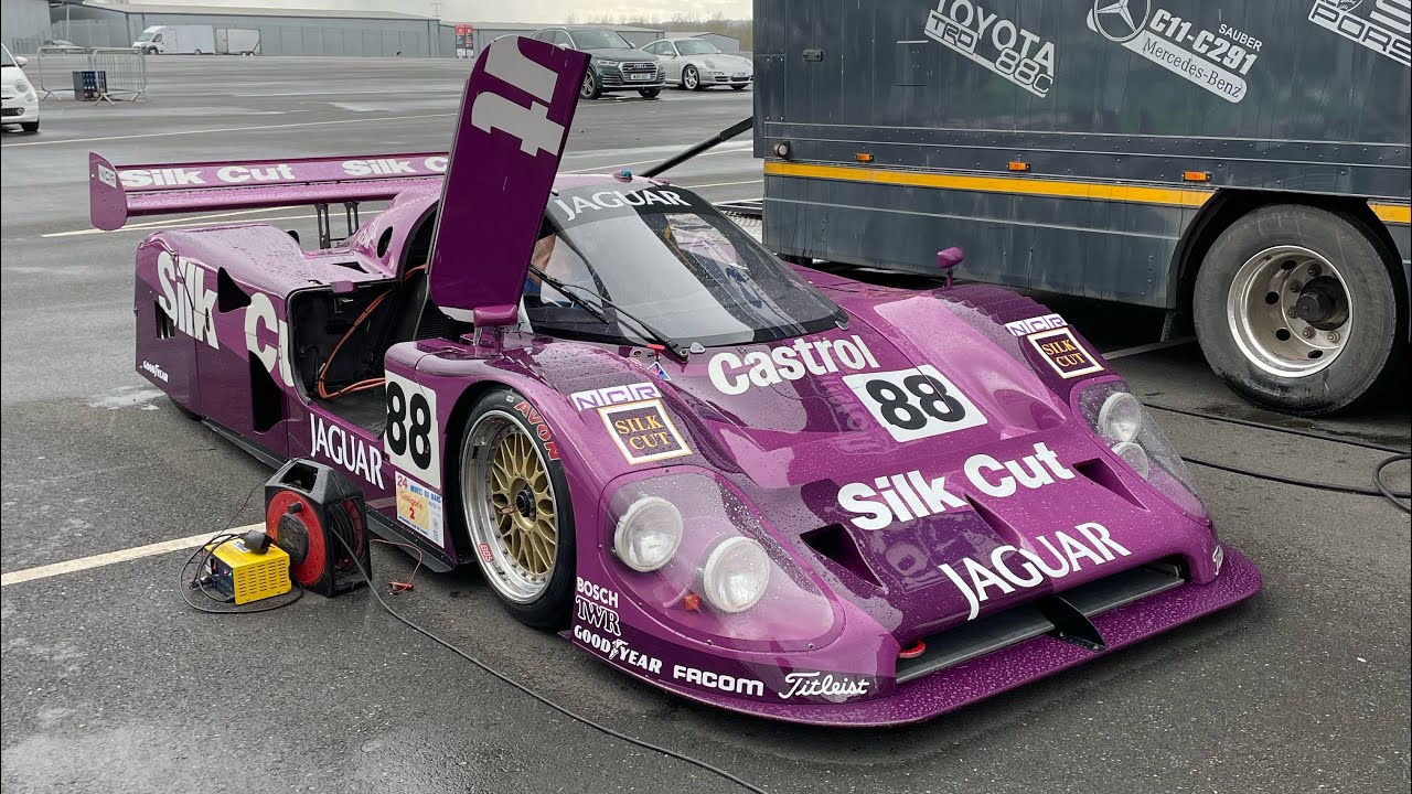 Silk Cut Jaguar XJR-12 from Le Mans 24 Hours 1991 flyby - YouTube