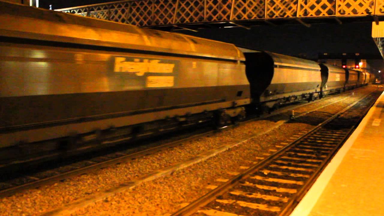 Freightliner class 66595 with loaded coal to Ratcliffe from Immingham ...