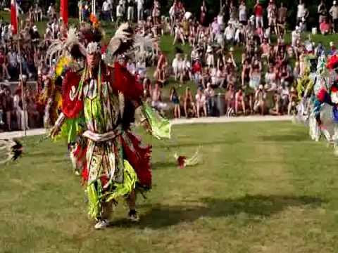 Pow Wow 'Danse avec la Loue' 2010 Ornans Danse Libre des Hommes - YouTube