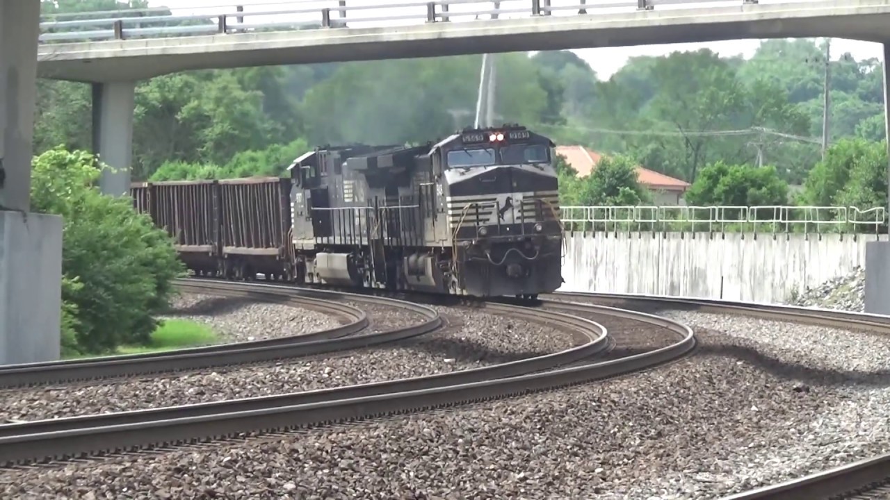 NS 255 Roadrailers In Lafayette, IN. NS Action & CSX Light Power Move 6 ...