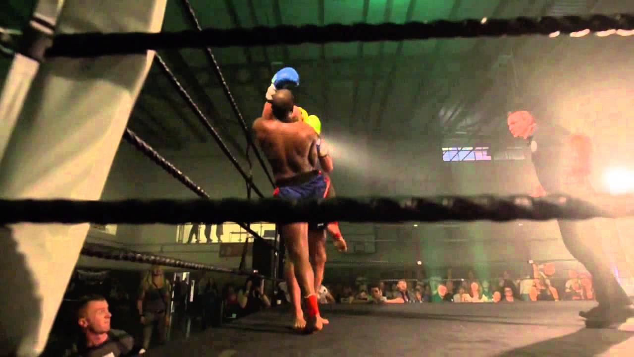 Jack "Donk" Deacon (Touchgloves) vs Barry Hartshorn (Plymouth MT) - YouTube
