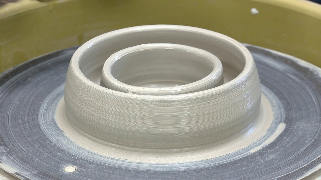 Advanced Ceramics:Throwing a Donut (Toriod) - YouTube