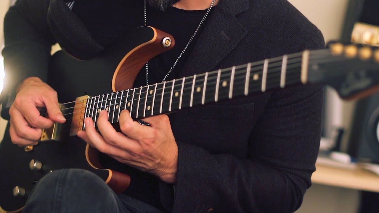Andre Nieri - Angels And Demons (Angra) [Quarantine Sessions #8] - YouTube