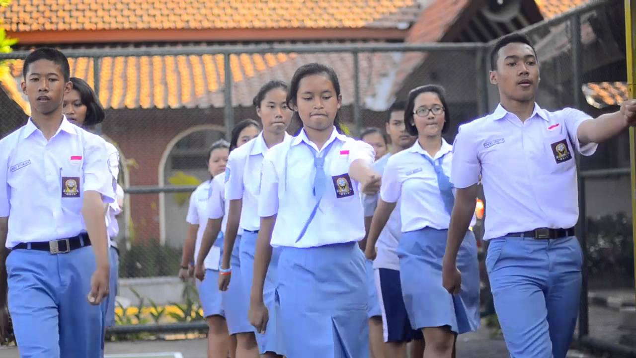 SEKILAS SMA KRISTEN 1 SALATIGA - YouTube
