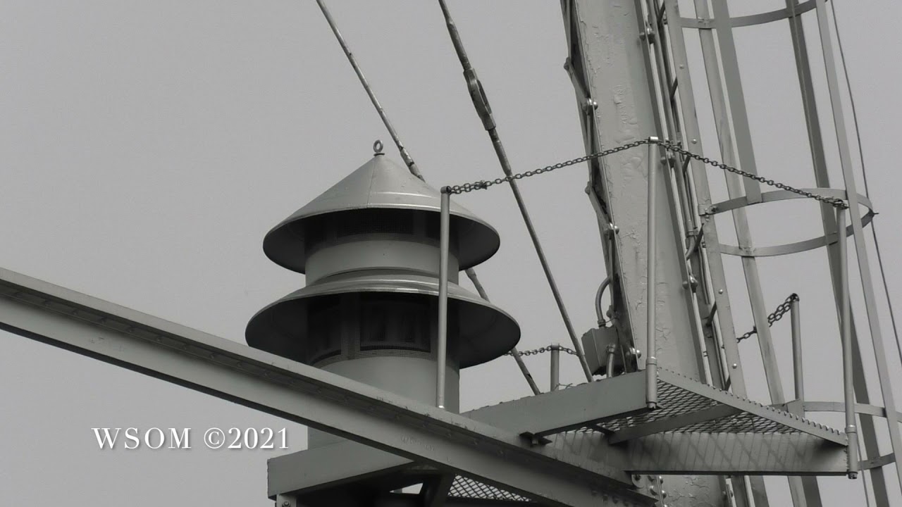 Federal Signal Model 5 Adams Minnesota 5/5/2021 - YouTube