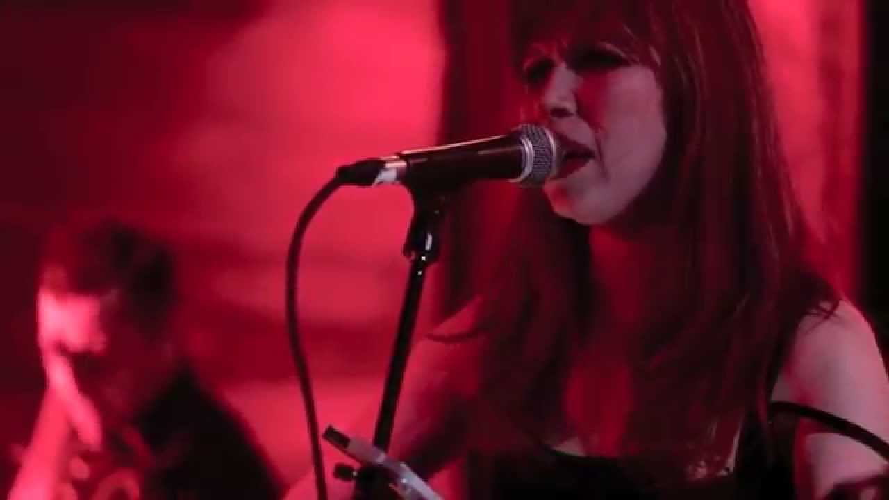 Beth Lee - "Thick of It" - YouTube