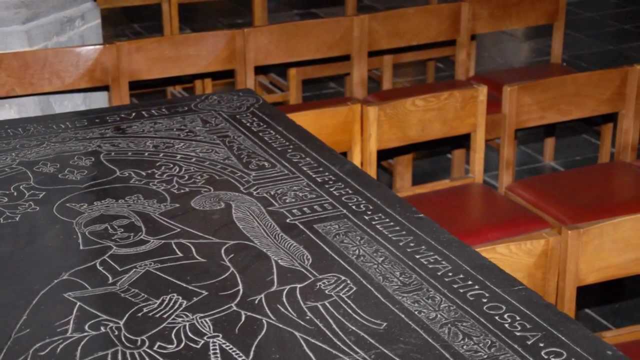 Gerpinnes Eglise Saint-Michel et Sainte-Rolande et sa tour romane (12e ...