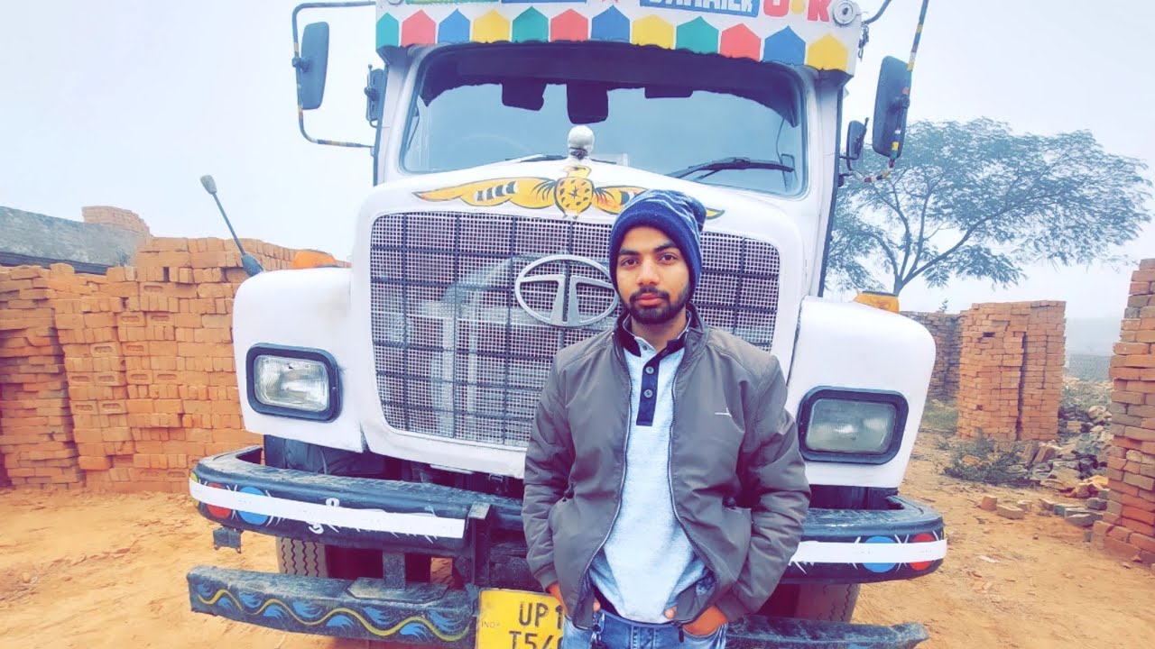 Vineet Rana Official is live 🔥 - YouTube