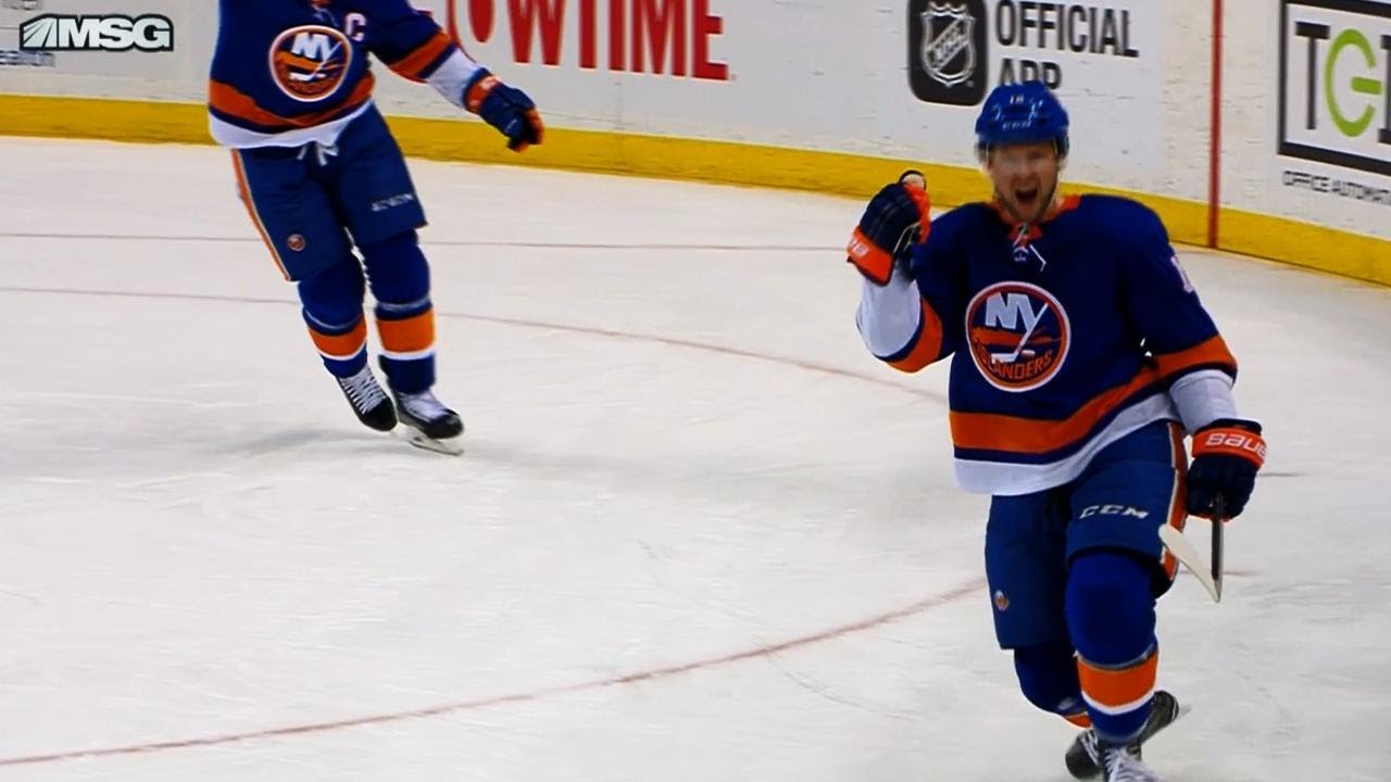 Islanders score 4 goals on 5 minute power play against Red Wings - YouTube