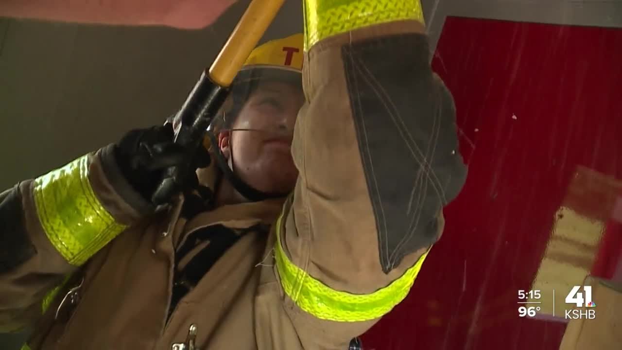 Camp Fury helping girl scouts build confidence - YouTube