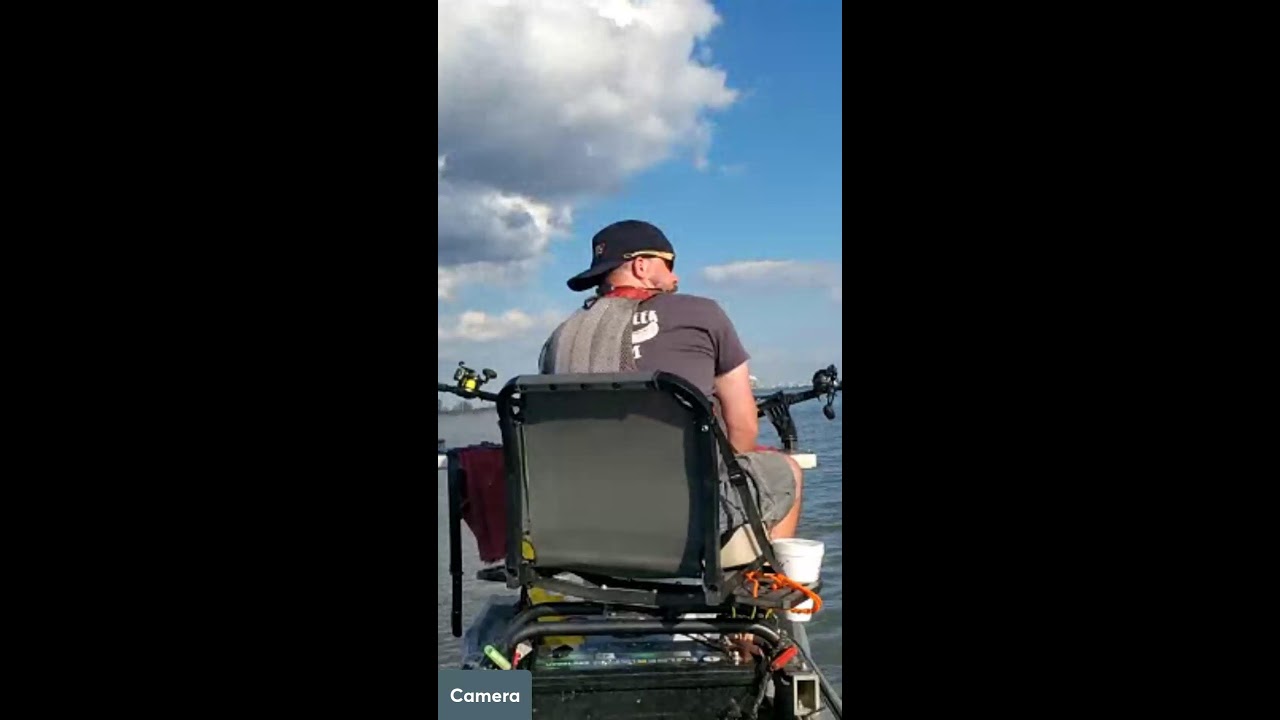 Bumping, Walking, and Suspend Fishing the Mississippi River 📱 - YouTube