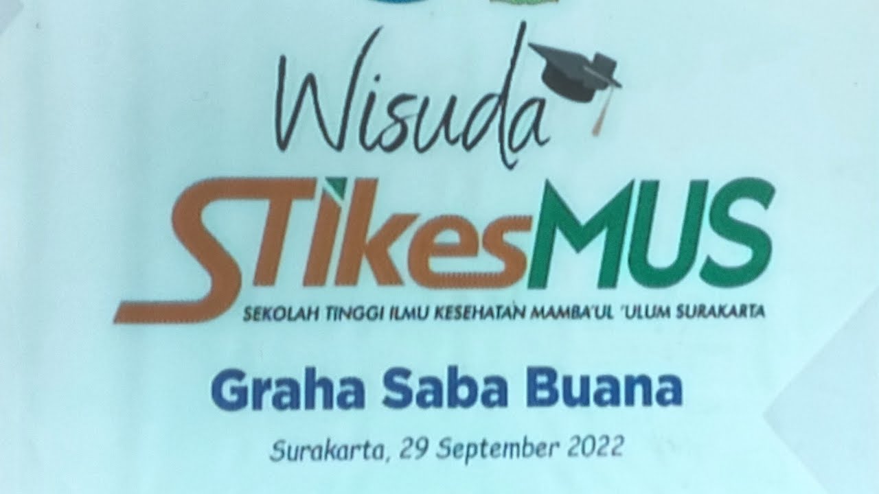 Wisuda StikesMus Graha Saba Buana - YouTube